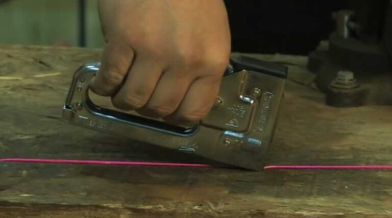 Crown Stapler vs Staple Gun: A Comprehensive Comparison | Tools Mirror